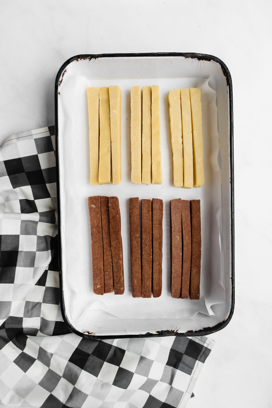 Checkerboard Cookies - Run to the Table