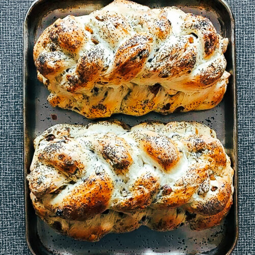 Hoska Bread (Raisin Nut Bread) - Run to the Table
