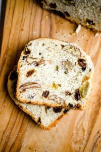 Hoska Bread (Raisin Nut Bread) - Run to the Table