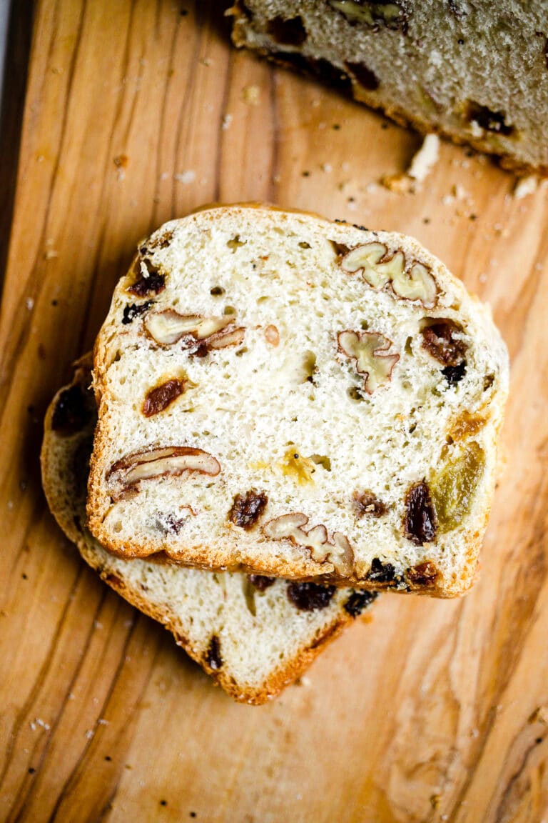 Hoska Bread (Raisin Nut Bread) - Run to the Table