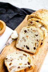 Hoska Bread (Raisin Nut Bread) - Run to the Table