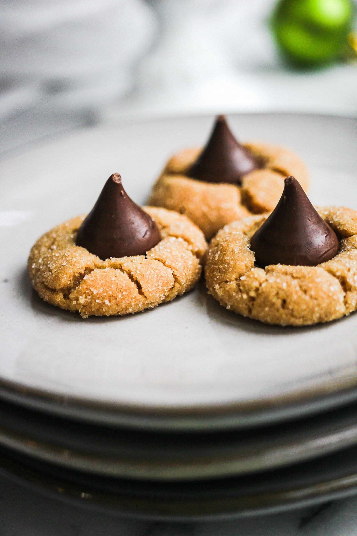 Peanut Butter Kiss Cookies - Run to the Table